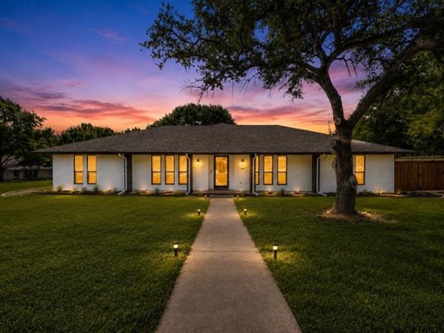 610 Athenia Way, Duncanville, TX 75137