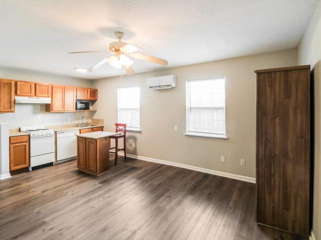 610 Avenue H, Unit 3, Galveston, TX 77550 | MLS #67827 | Compass