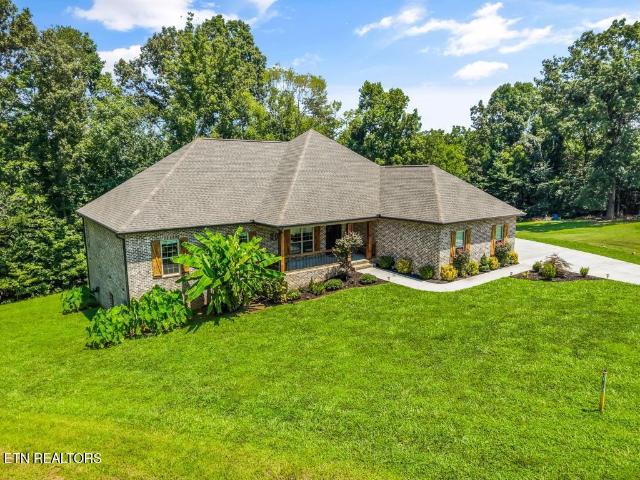 610 Bainbridge Drive