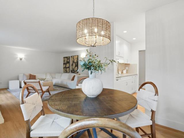 610 Gilbert Ave, Unit 32, Menlo Park, CA 94025 | Compass