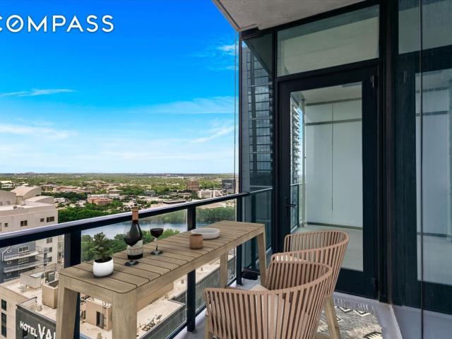610 Davis St 2404, Austin, TX