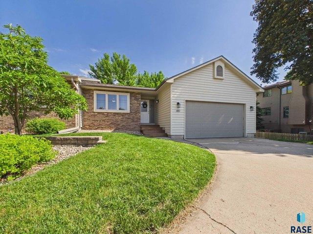 610 E 57th St, Sioux Falls, SD 57108