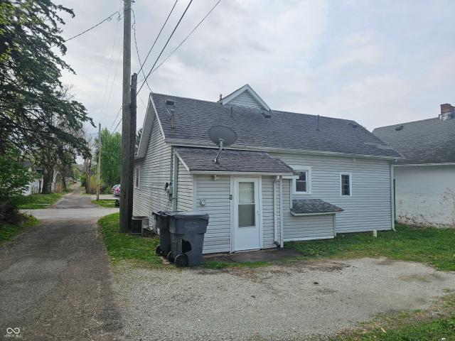 610 E 5th Street
