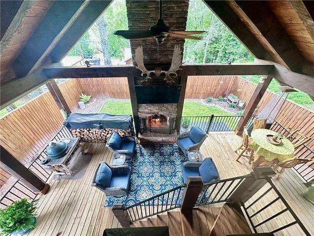 610 E 2nd St, Blue Ridge, GA 30513