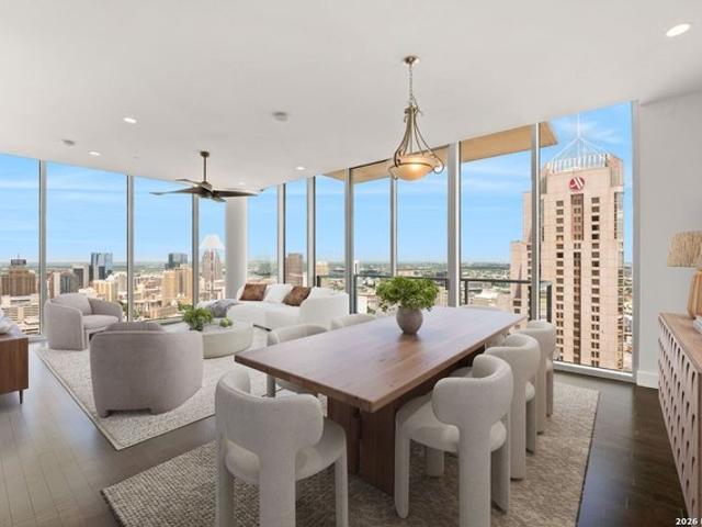 610 E Market St Unit 2708, San Antonio, TX 78205