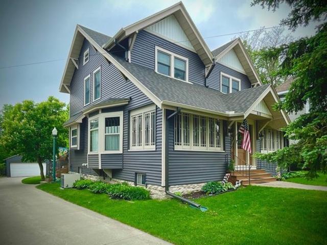610 E Park Ave, Albert Lea, MN 56007