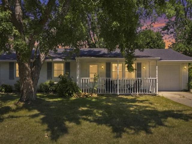 610 E South St, Garrett, IN 46738