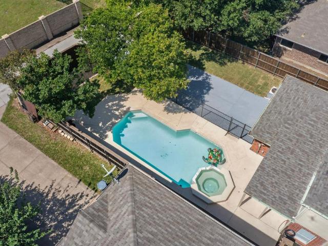 610 English Oak Drive