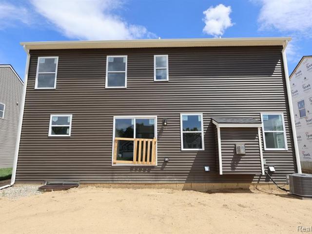 610 Harvest Way