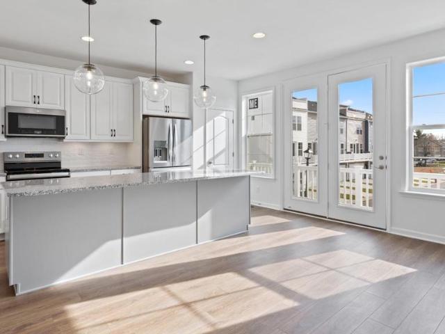 610 Hemsworth Lane