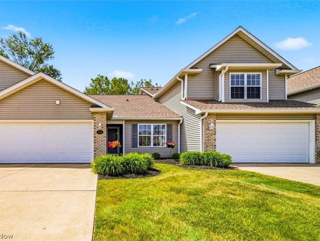 610 Hidden Harbor Dr, Fairport Harbor, OH 44077