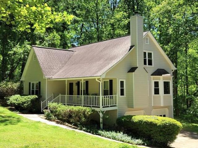 610 John Ross Ct, Woodstock, GA 30188