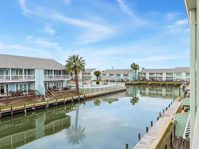 610 Lauderdale 610