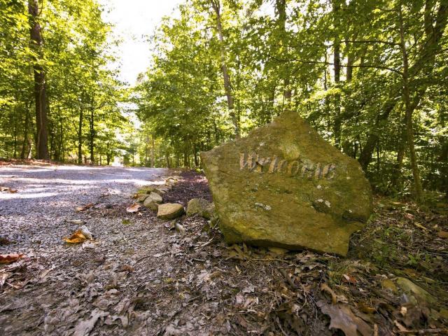 610 Lake Loop Road