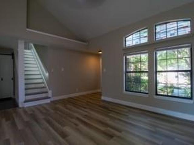 610 Lemons Street