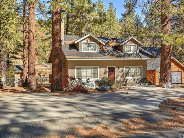 610 Mountain View Ave, Wrightwood, CA 92397