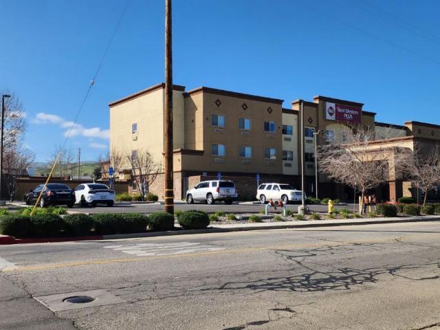 610 Main Street