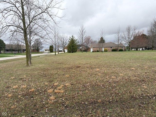 610 Meadowlark Dr, Jamestown, IN 46147