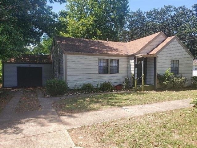 610 N Wright St, Siloam Springs, AR 72761