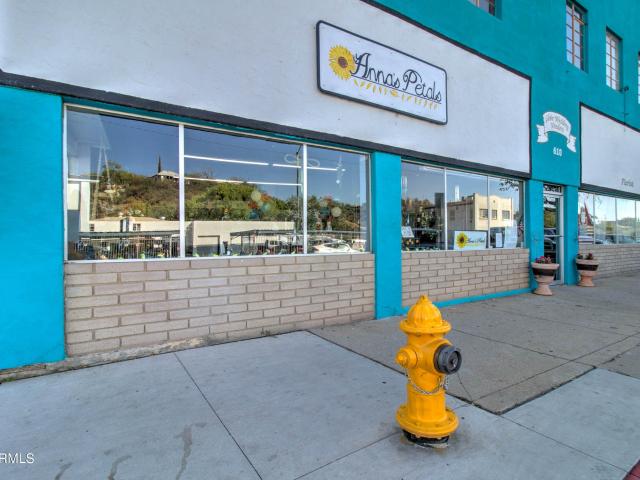 610 N BROAD Street
