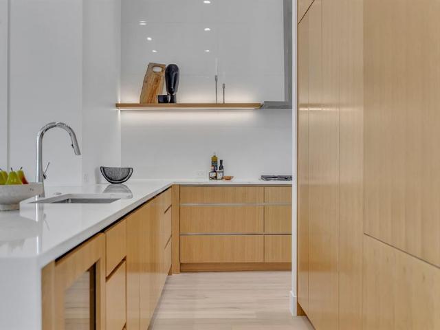 610 N Oak Cliff Blvd, Unit 203, Dallas, TX 75208 | MLS #21249