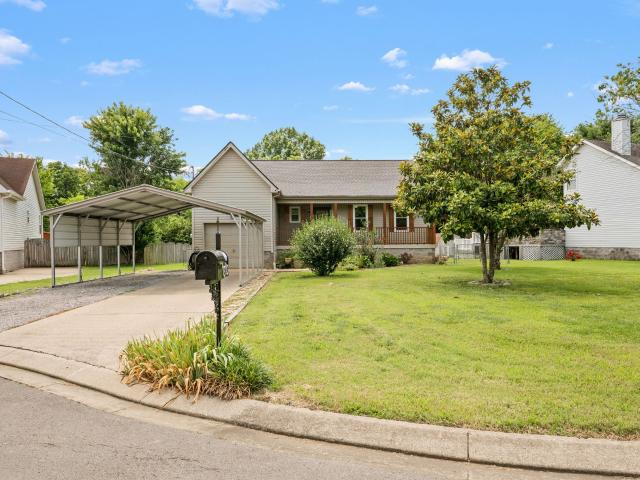 610 Nearlake Ct