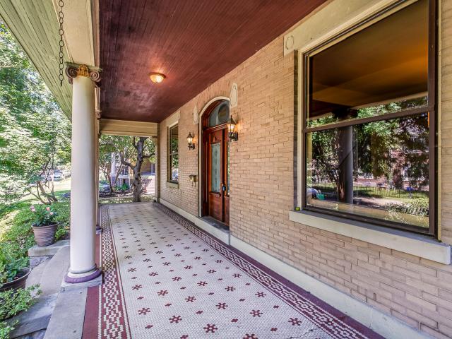 610 Nelson Place