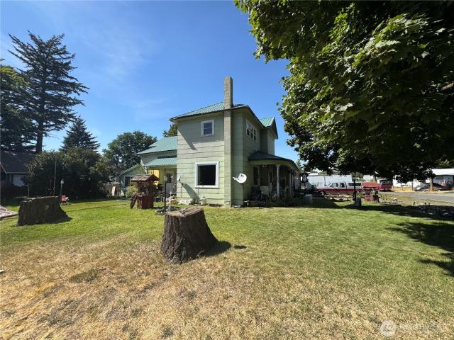 610 S 5th Street