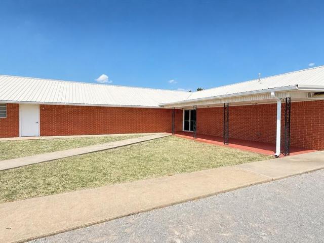 610 S Church Center