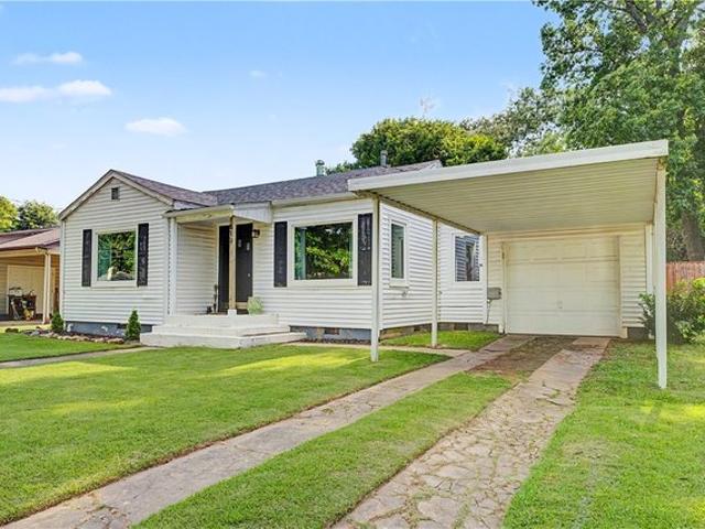 610 S Oak Hill St, Siloam Springs, AR 72761