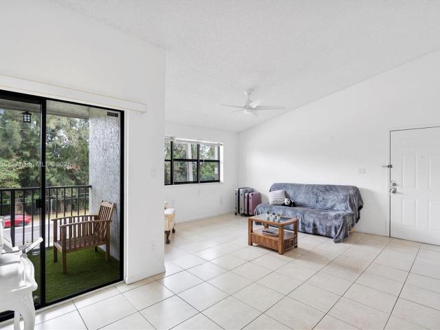 610 S Park Rd, Unit 351, Hollywood, FL 33021 | MLS #A11891