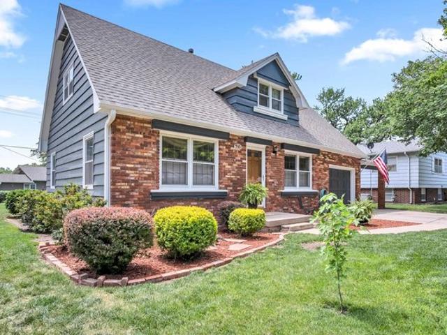 610 Sonora Dr, McPherson, KS 67460