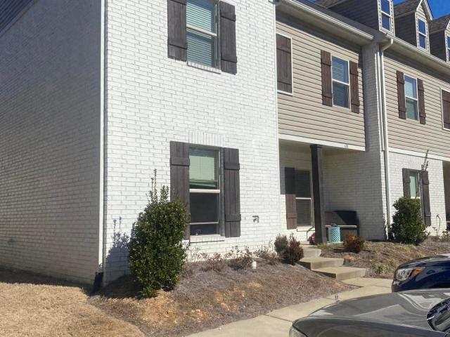 610 Scoggins Cove