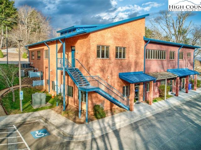 610 State Farm Road 2