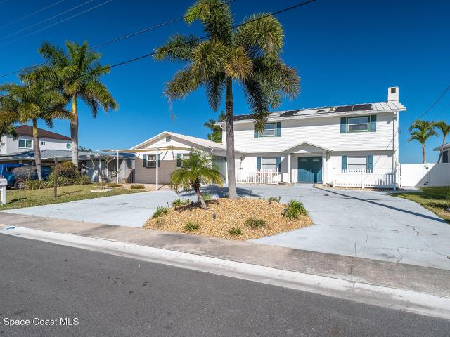 610 Paula Ave, Merritt Island, FL 32953 | MLS #1066 | Compass