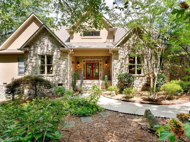 610 Plumley Summit Rd, Landrum, SC 29356