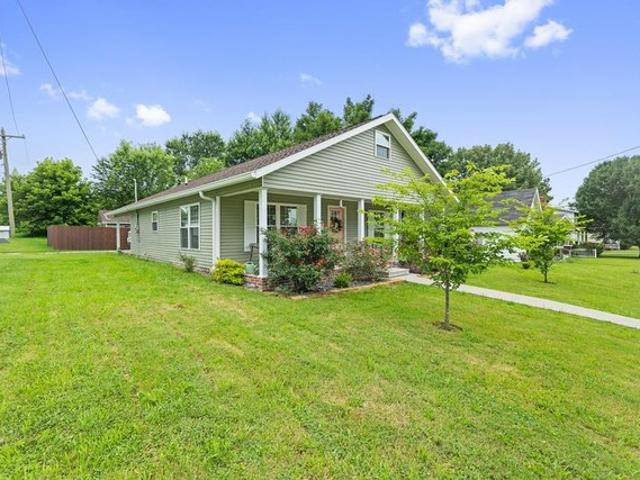 610 Princeton Rd, Providence, KY 42450