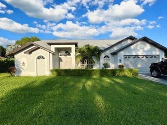 610 Robert Ave, Lehigh Acres, FL 33936