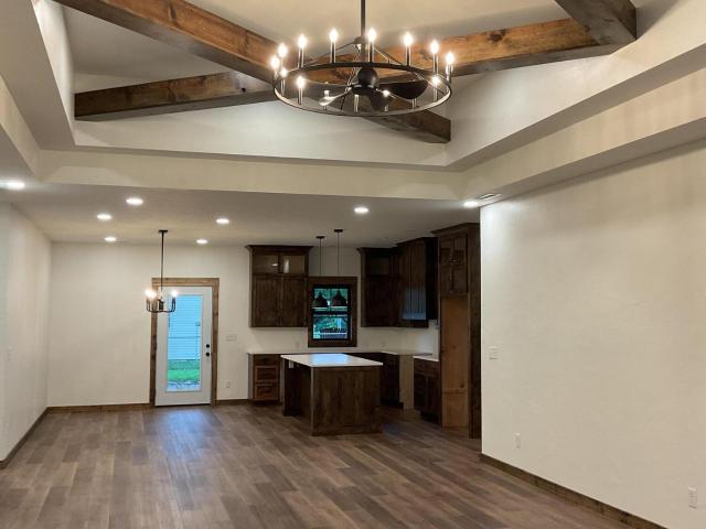610 Robin Road