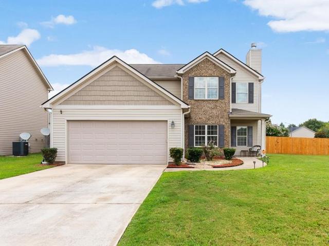 610 Regatta Dr, Byron, GA 31008