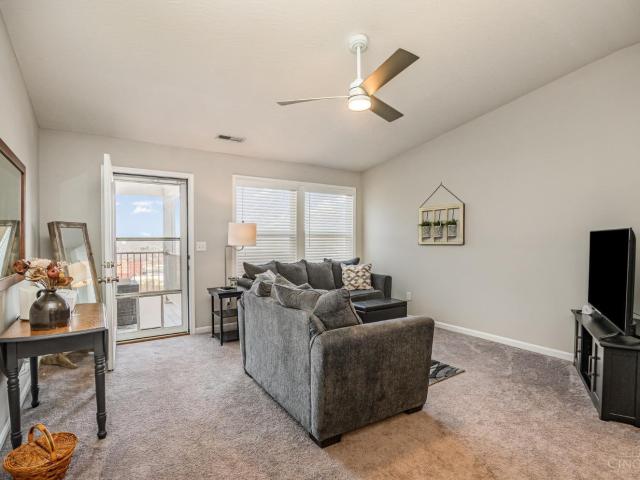 610 River Ridge