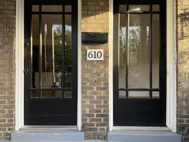 610 Russell St