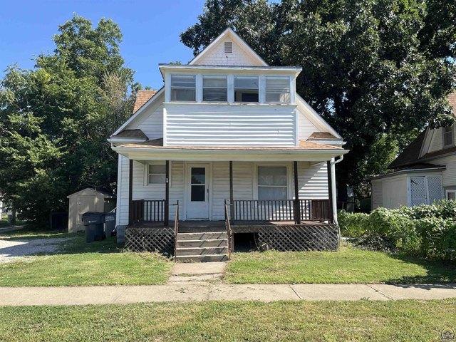 610 W 5th Ave, Emporia, KS 66801