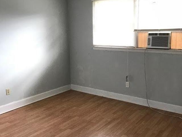 610 W 5th Ave 2 Bedroom Apartment for Rent at 610 W 5th Ave, Gastonia, NC 28052