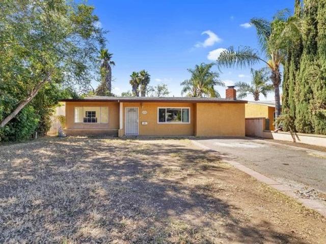 610 W 11th Ave, Escondido, CA 92025