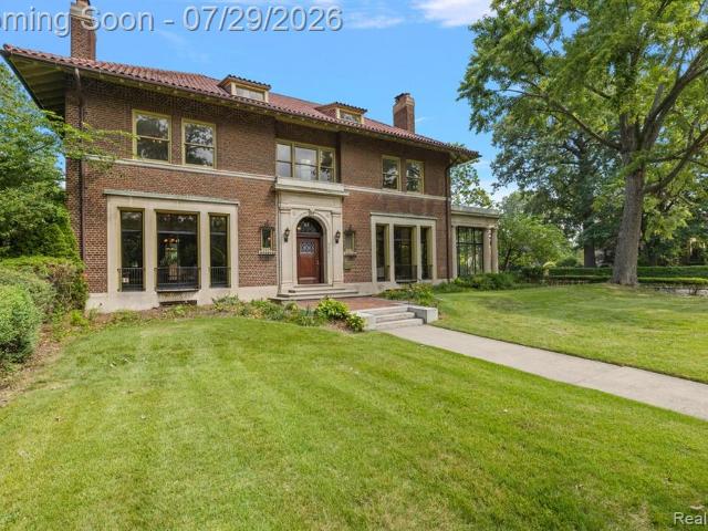 610 W Boston Boulevard