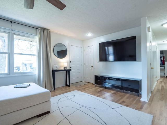 610 W Ryan Road