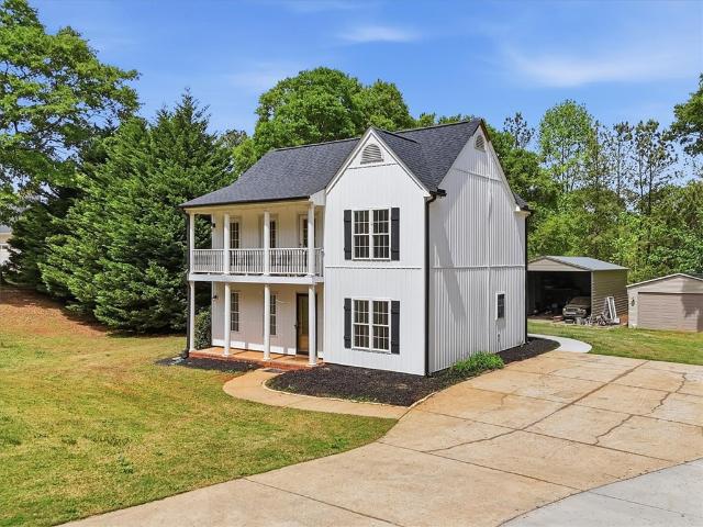610 Walnut Way