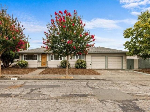 610 Willrush St, Santa Rosa, CA 95401