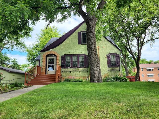 610 Trott Avenue SW